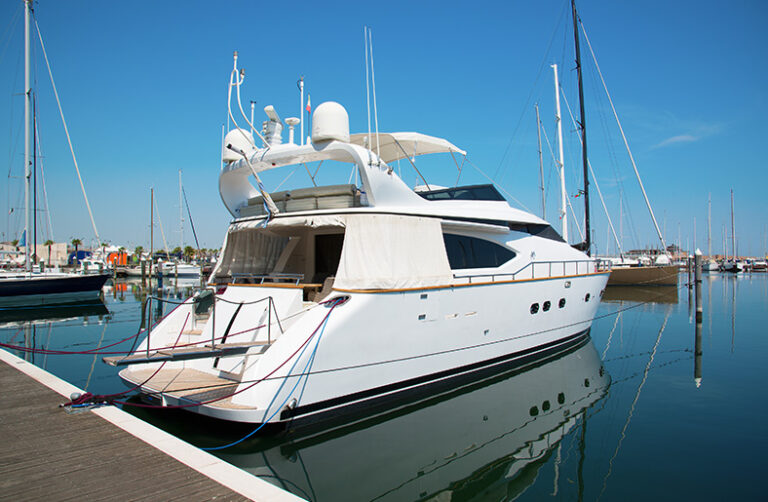 How to Tie a Boat to Dock (Complete Guide): Here's All You Need To Know