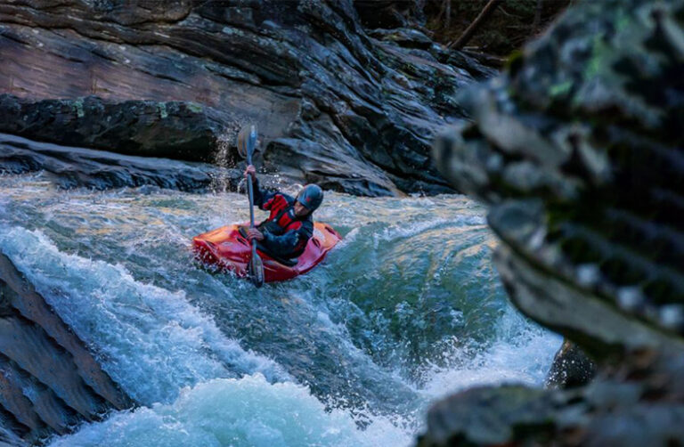 How to Train for Kayaking: Cardio & Strength Exercises to Improve Fitness