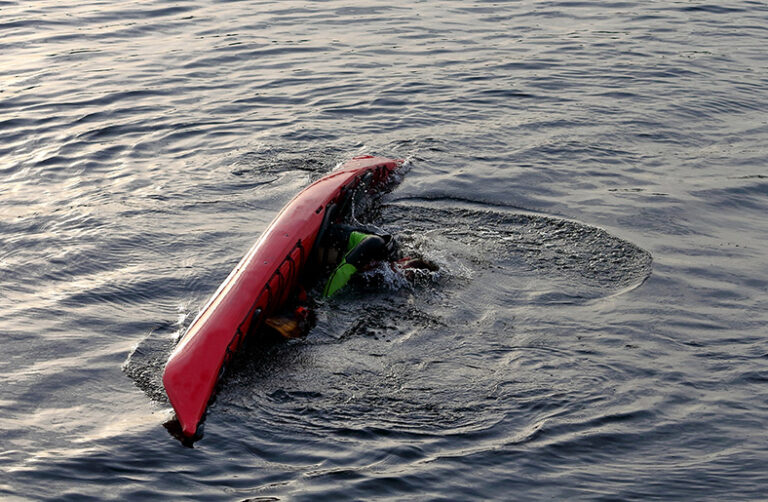 How to Roll a Kayak: (Step by Step!) Everything You Need to Know